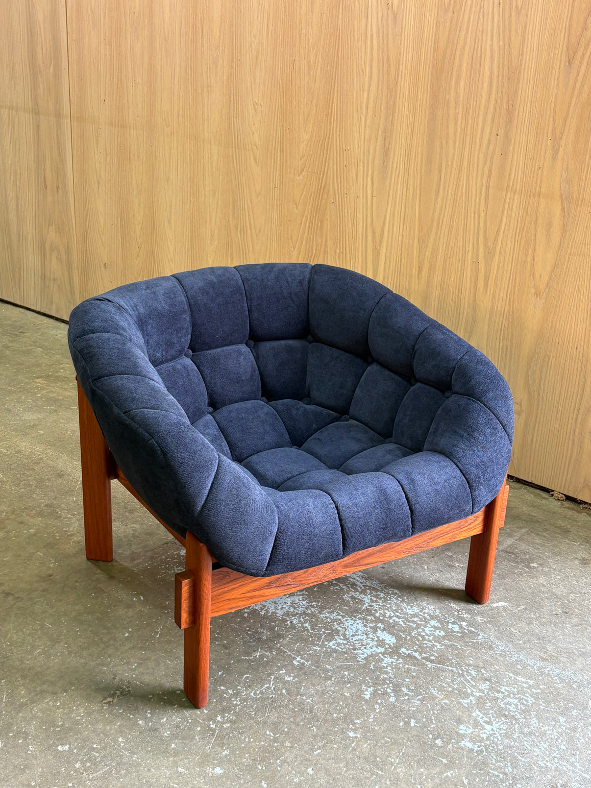 1960s R Huber Pod Chair – Pray for Modern